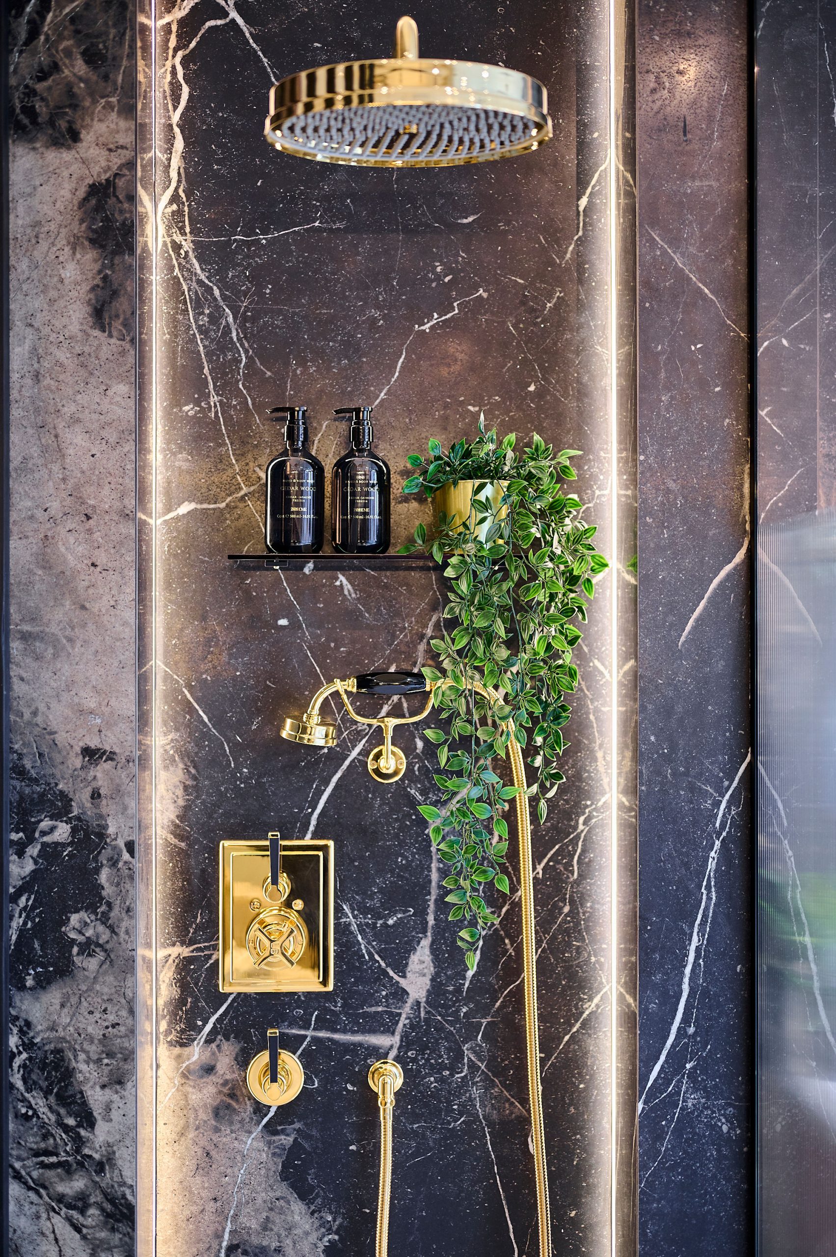 How to Incorporate Victorian Fixtures and Fittings into Your Bathroom ...